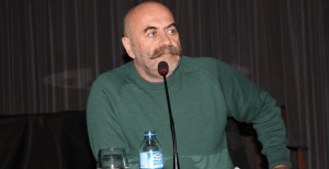 Ezel Akay Kimdir? - Magazin Haberleri