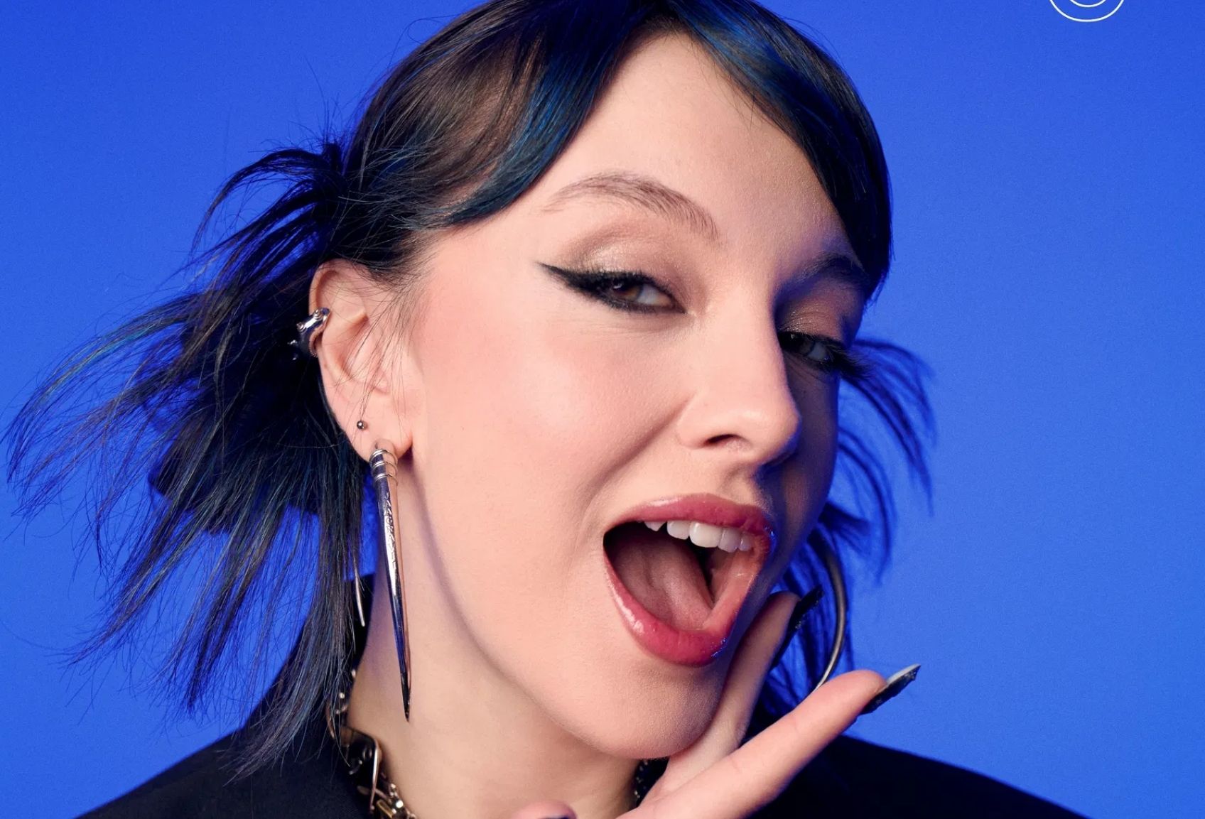 Zeynep Sude Oktay Kimdir? - Magazinhaberleri.com